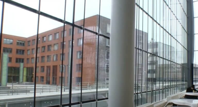 Curtain wall with composite cavity slats - Prince Fibre